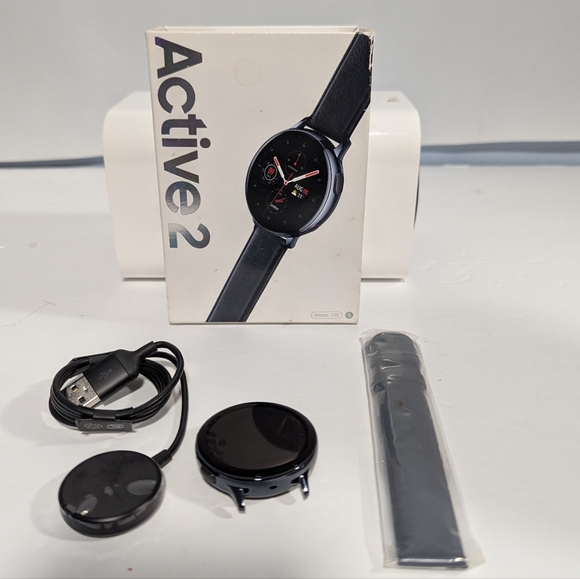 Samsung | Wearables | Samsung Galaxy Watch Active 2 Sam R825u G Wt ...